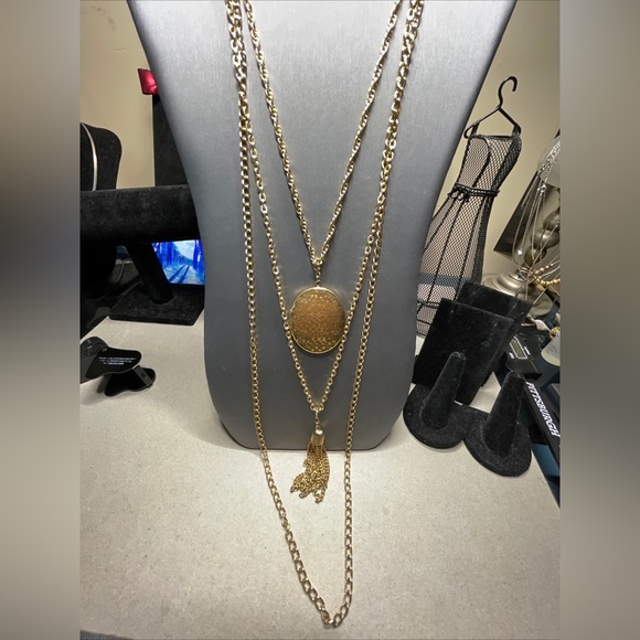 Emmons | Jewelry | Emmons Vintage Triple Chain Locket Tassel Gold Tone ...